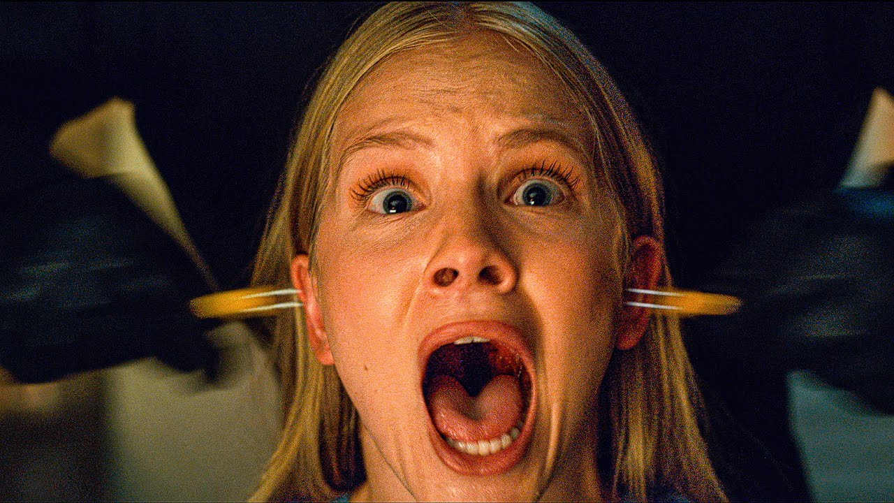 Crítica | “Feriado Sangrento” abraça o slasher de forma bagunçada ...